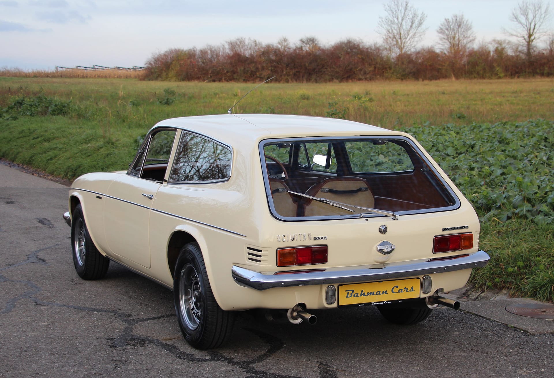 RELIANT Scimitar GTE SE5 3.0 – Bahman Cars